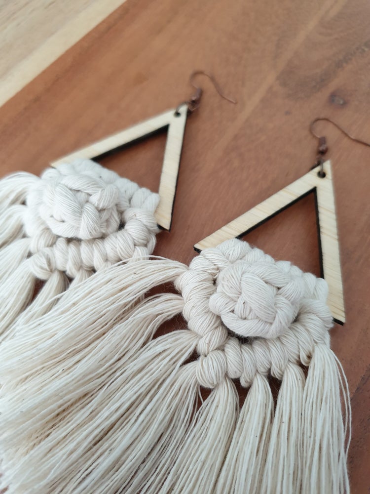 Macrame Triangle Earrings 'Natural' – Hidden Button Workshops