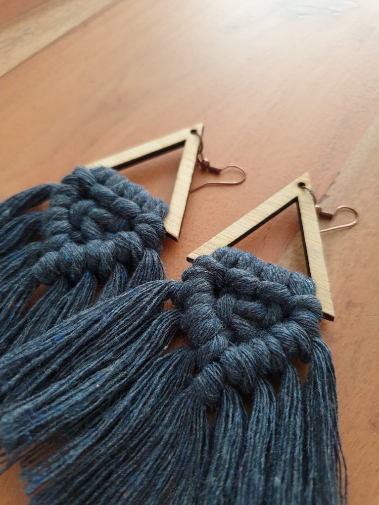 Macrame Triangle Earrings 'Indigo' – Hidden Button Workshops
